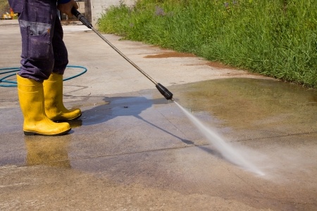 A Brief Guide to Pressure Washer Safety - Lawrence Tool Rental Inc