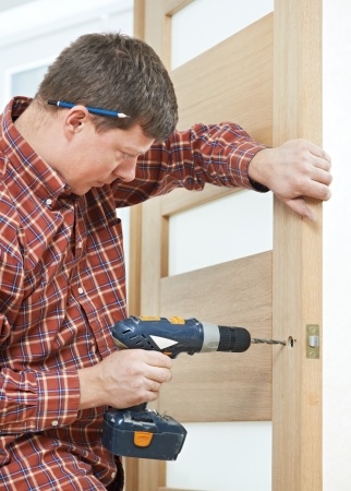 Tips for Finding the Right General Contractor - Lawrence Tool Rental Inc